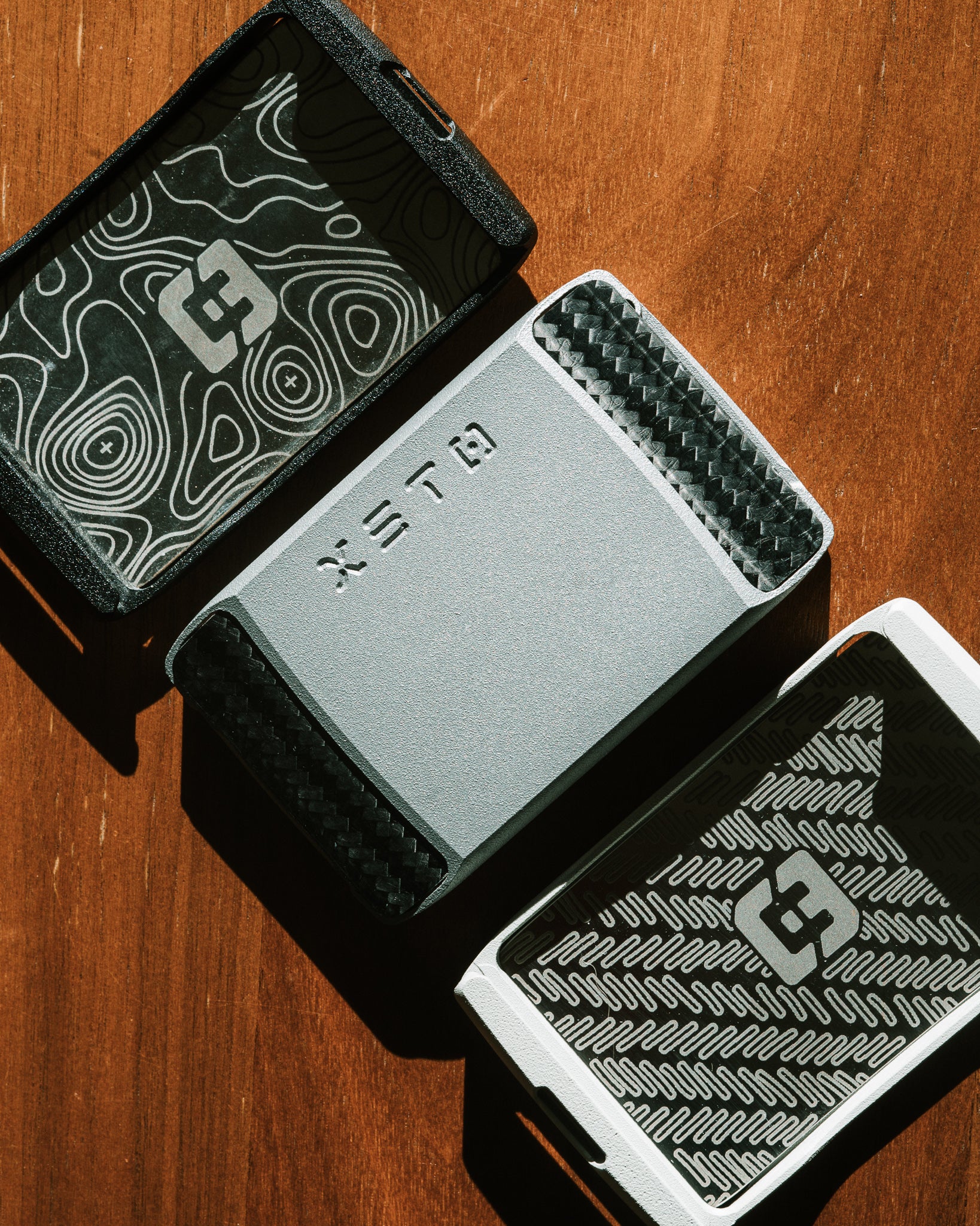 XSTO Minimalist Wallet by AKEENi: The Ultimate Solution for Streamline
